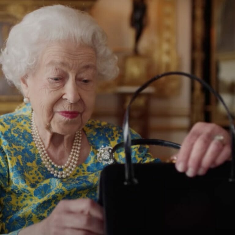 9 of Queen Elizabeth's Favourite Bags - Handbagholic